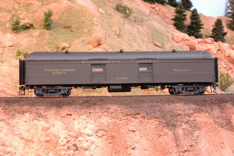 HO Scale Harriman Head End Cars